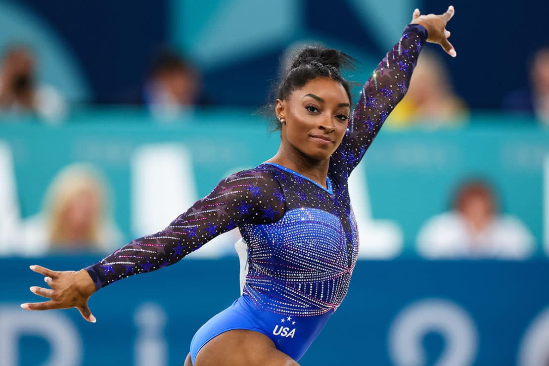 Simone Biles: Vermögen, Ehemann, Herkunft, Sprünge & Rekorde
